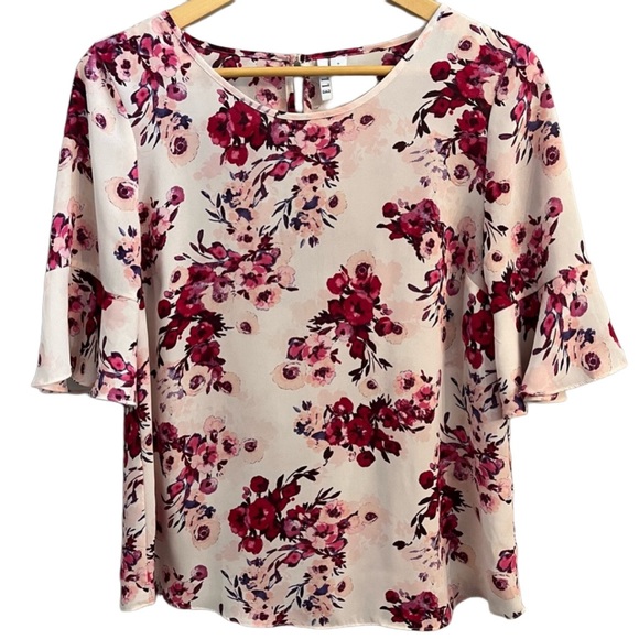 Elle | Tops | Elle Pink Floral Blouse Small Flutter Sleeves | Poshmark